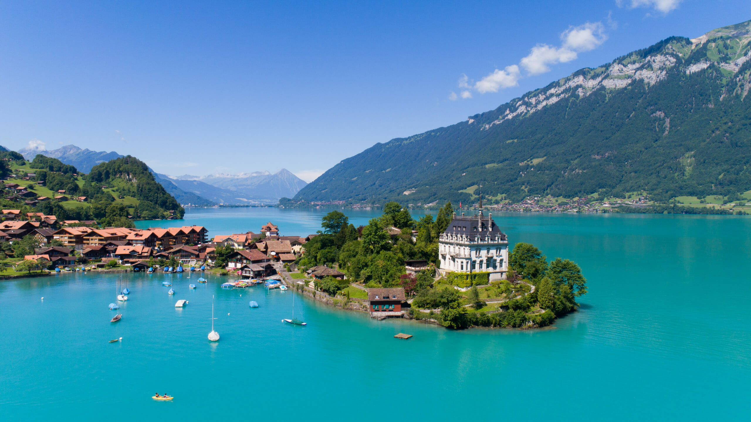Lac de Brienz Iseltwald shutterstock_1149818981 - TCS Voyages